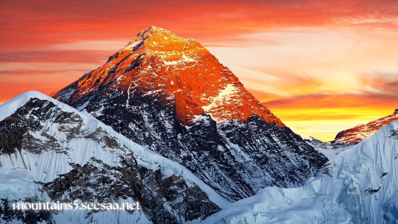 Mount Everest: Mountains